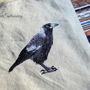 Australian Magpie Machine Embroidery Design: Realistic Bird (4x5" & 5x7 ...