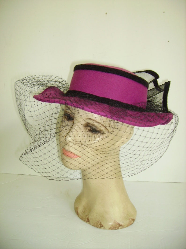 Fabulous Vintage Classy Wide Brim Ladies Hat With Net Veil/magenta Felt ...