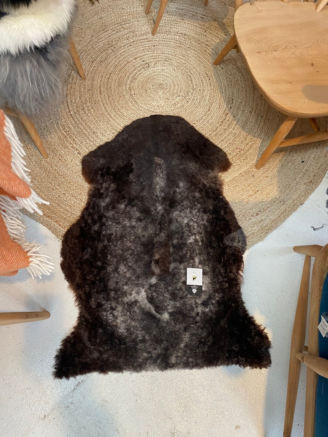Genuine Natural Short Wool Shearlings . Natural Markings , Sheepskin ...
