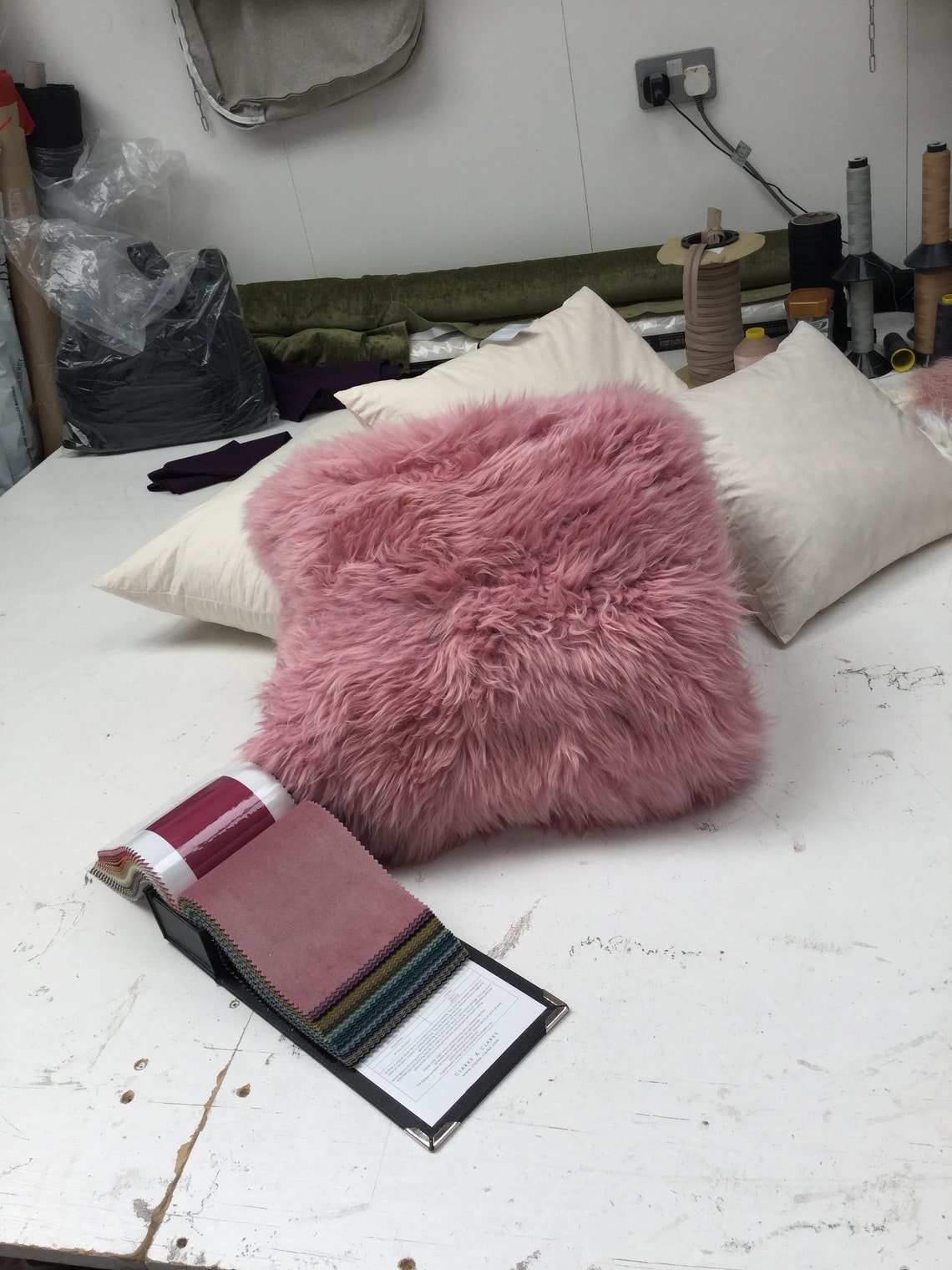 Candy Pink bubblegum pink genuine sheepskin rug . | Etsy