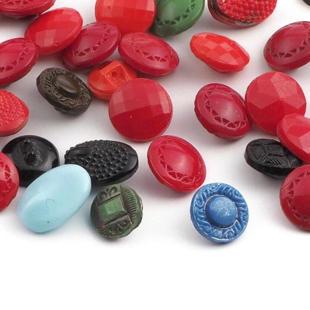 Lot 38 Czech 30's Deco Vintage Small Glass Buttons - Etsy