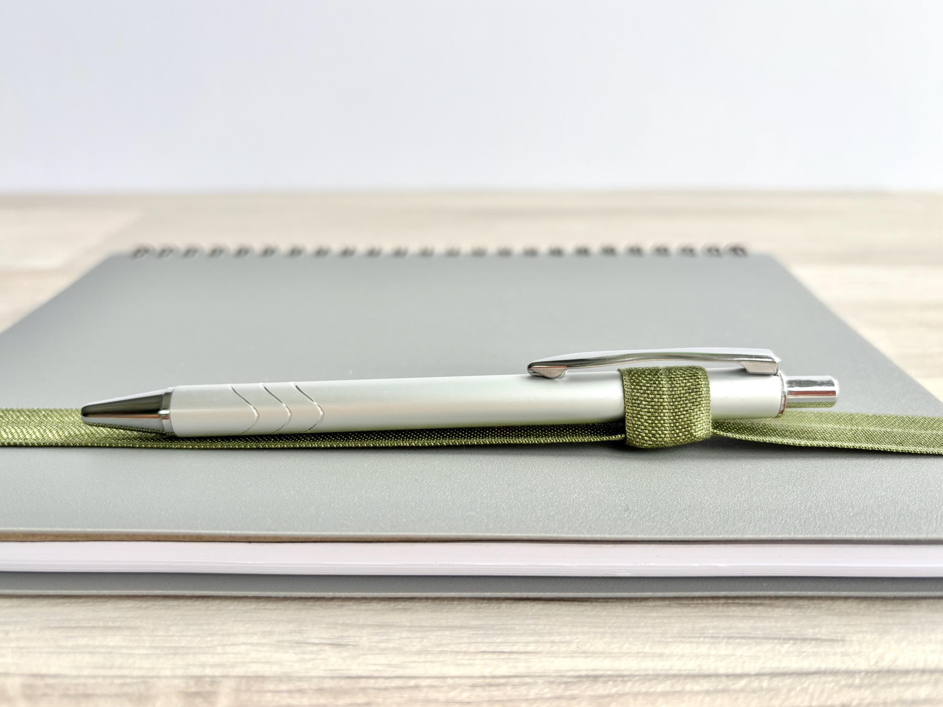Notebook Strap, Planner Bookmark, Pen Holder, - Etsy UK