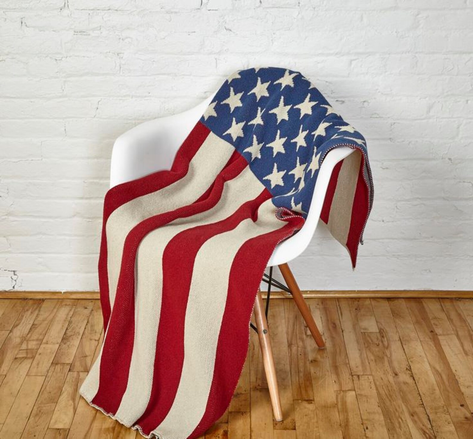 Vintage Style American Flag Throw- In2green Luxury Blanket, Recycled ...
