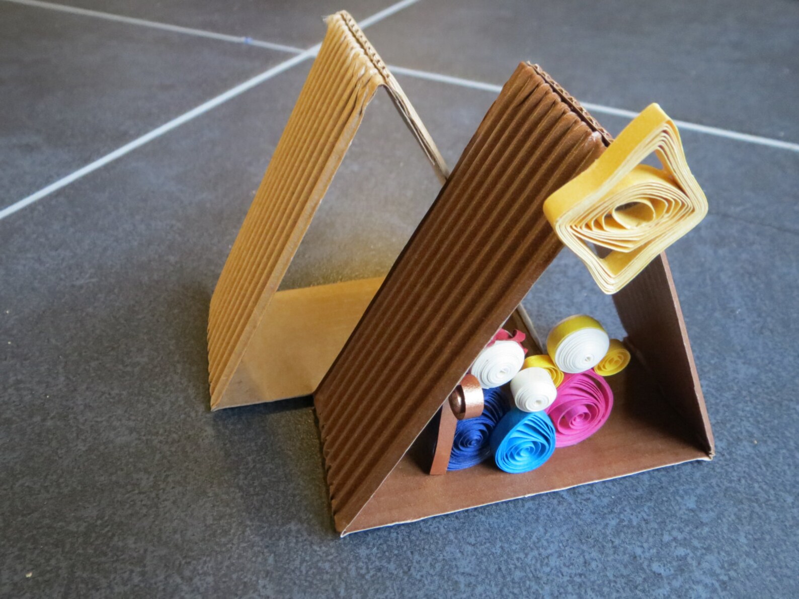 Unique Handmade Miniature Quilling Nativity Scene With a Paper Hut and ...