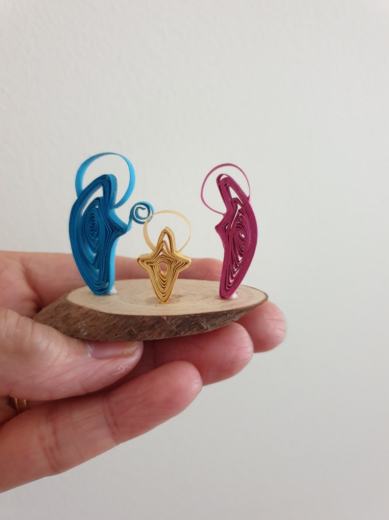 Very Small Unique Modern Quilling Nativity Scene on a Wooden Base! - Etsy