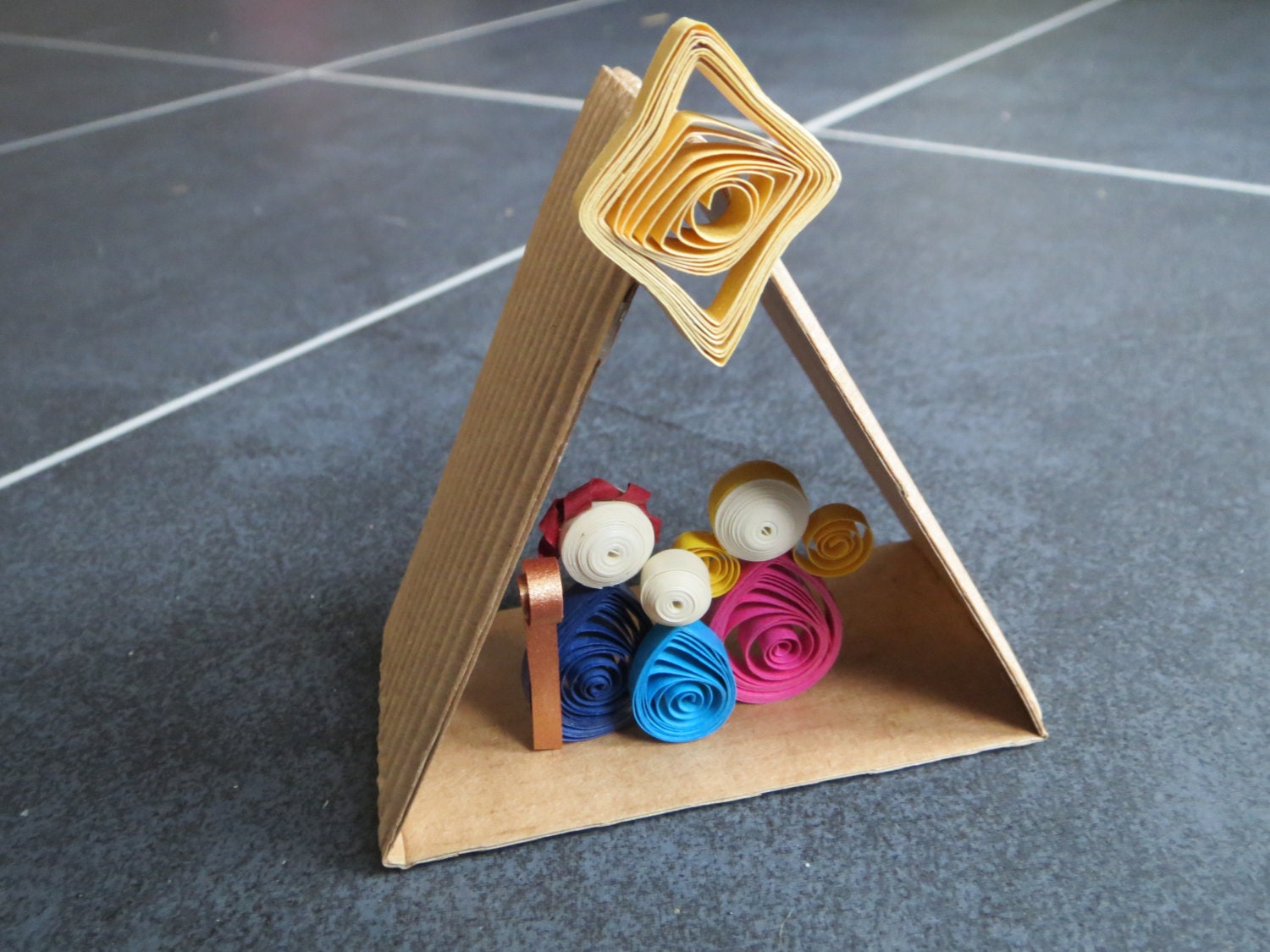 Unique Handmade Miniature Quilling Nativity Scene With a Paper Hut and ...