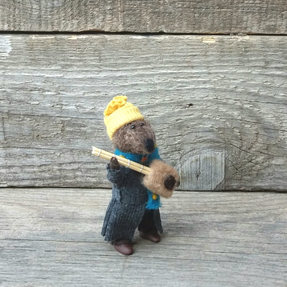 Felted Otter Felted Muppet Emmet Otter Christmas Miniature Jug band Organic Art Dolls Wool Felted Animal Winter Decor Dollhouse Figurine Etsy Canada
