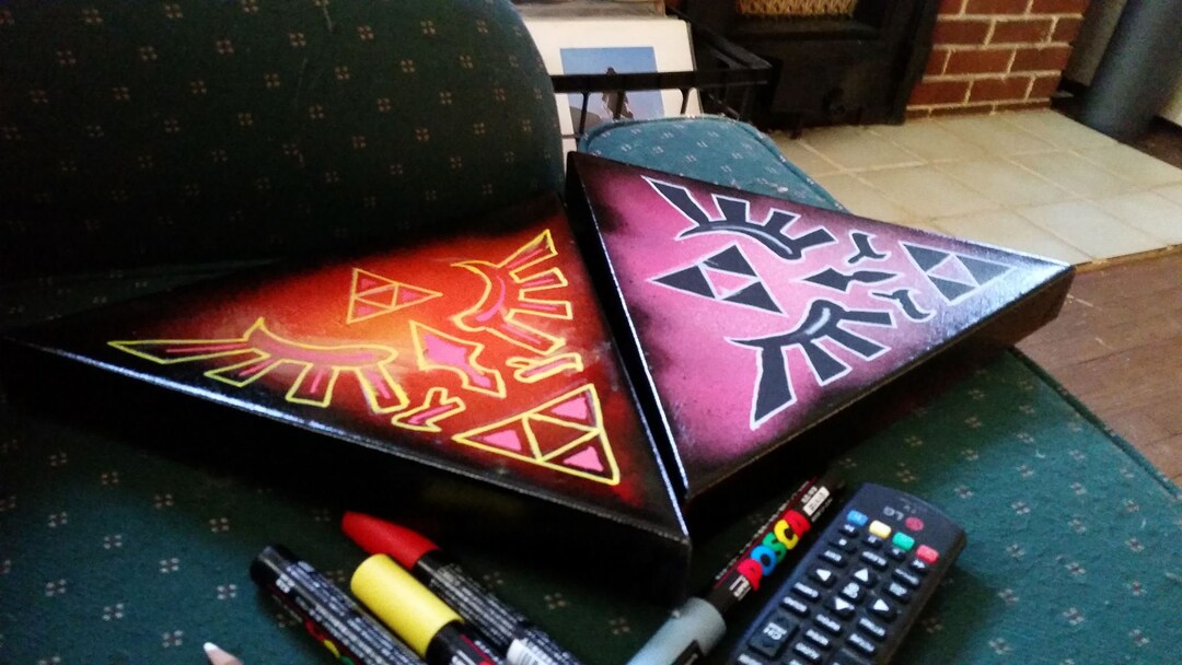 Legend of Zelda Triangle Wall Art - Etsy