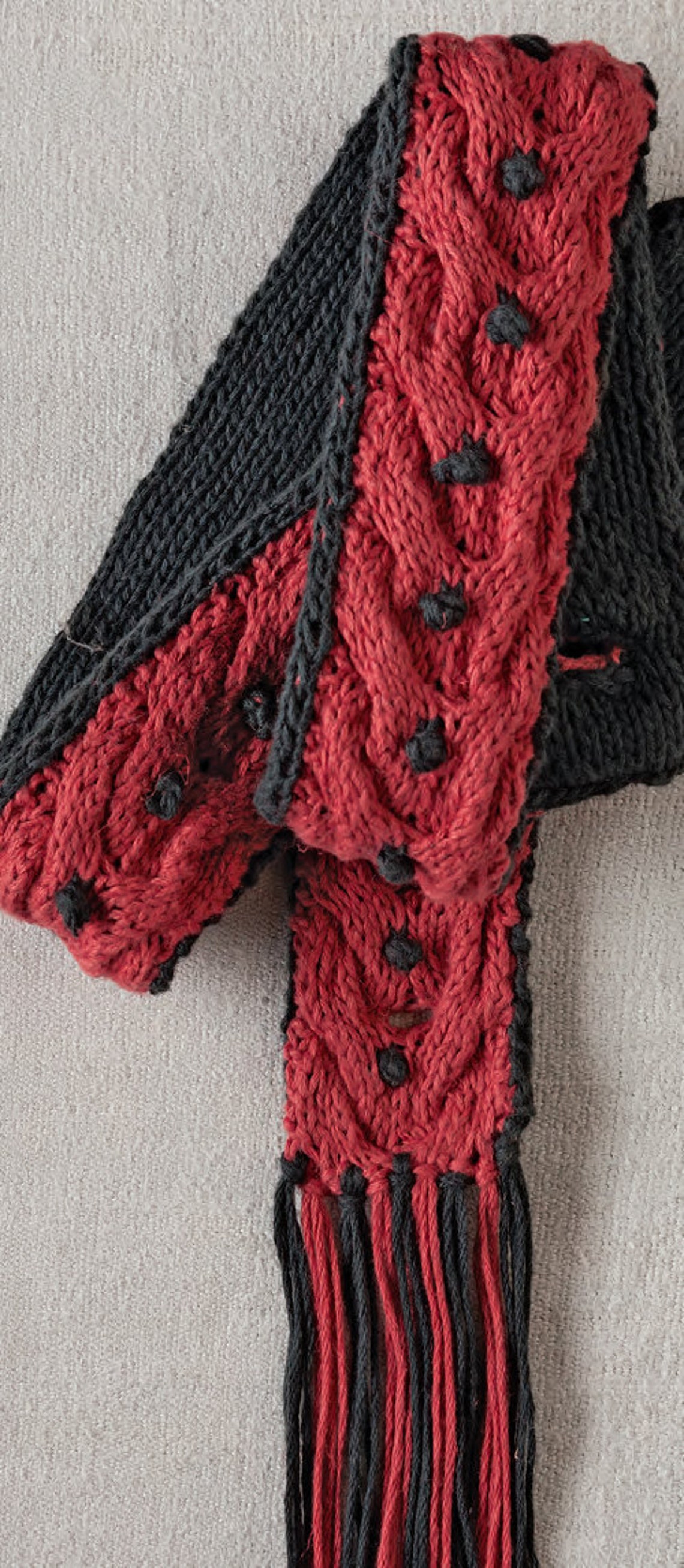 Hendrix Guitar Strap - KNITTING PATTERN From Great Little Gifts to Knit ...