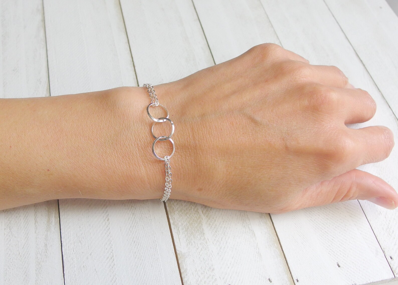 Best Friend Bracelet, Infinity Bracelet, Three Circle Jewelry, 3 Best ...