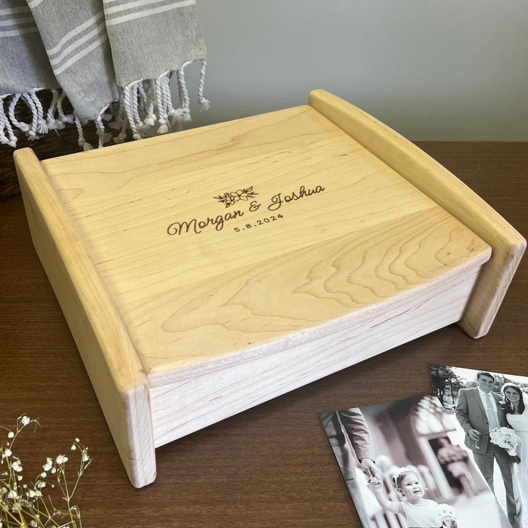Personalized Wedding Keepsake Box, Maple Engraved Memory Gift Box ...