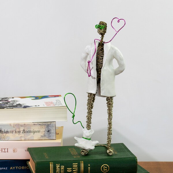 Wire Sculpture Doctor - Etsy