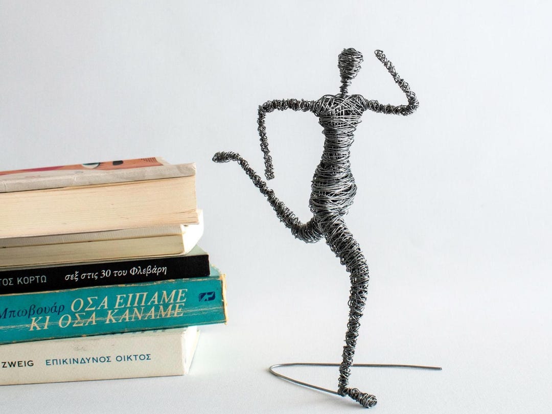 Wire Runner Sculpture, Sports Art, Marathon Gift - Etsy