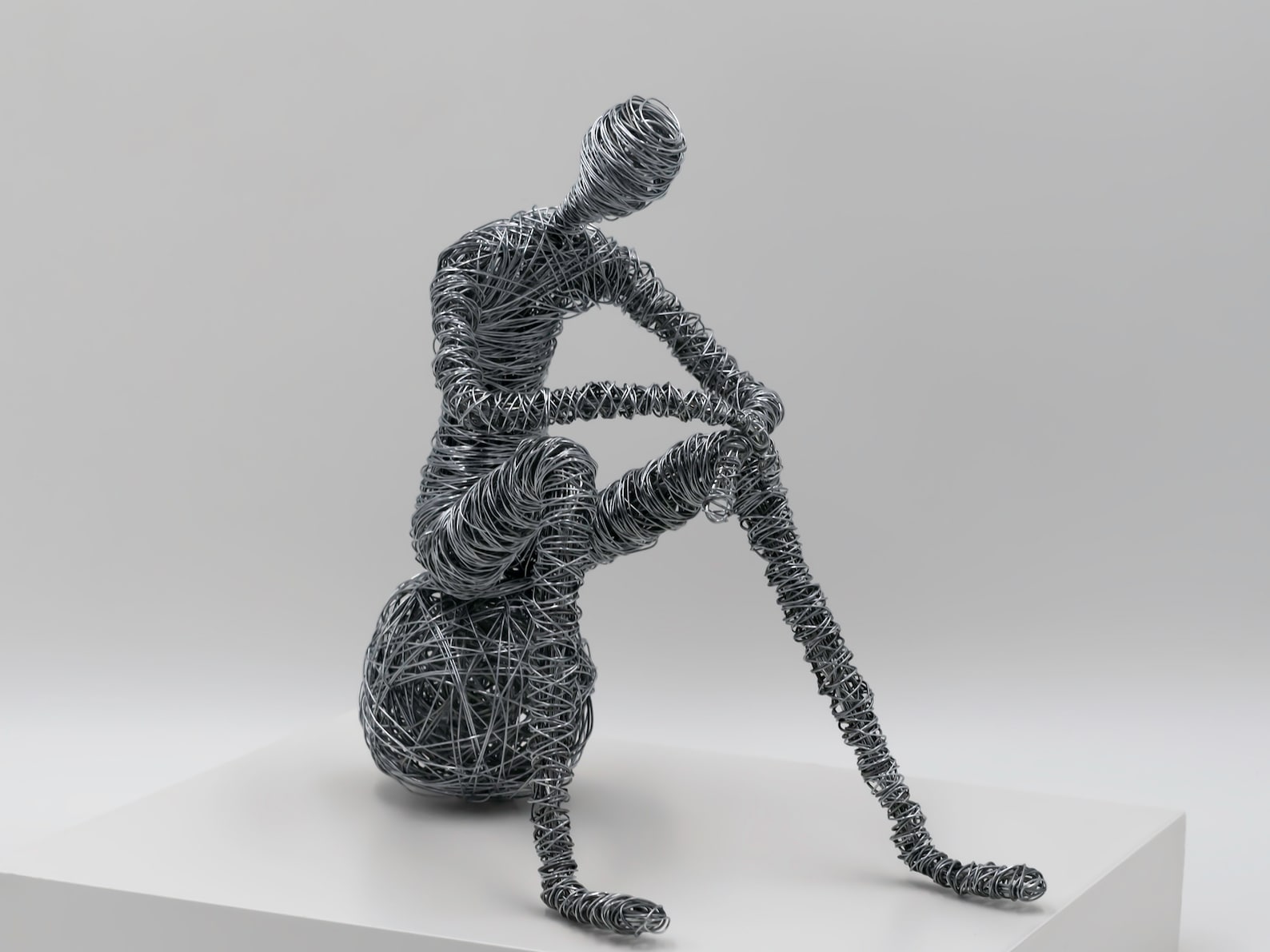 Living Room Decorating Idea, Thinking Man Wire Sculpture, Modern 3D Art ...