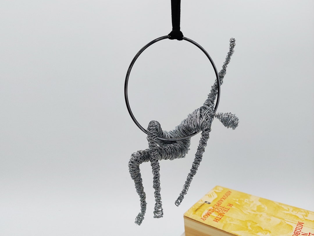 Acrobat Hoops, Wall Art Sculpture, Aerial Yoga, Aerial Acrobats, Wire ...