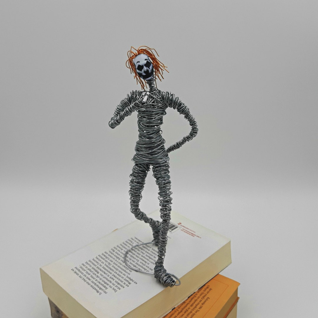 Movie Sculpture, Fan Art, Customized Figurine Wire Art Sculpture ...