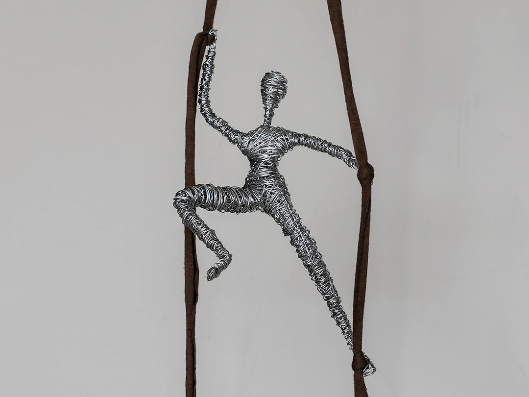 Aerial Acrobat Sculpture Wall Art, Wire Sculpture Wall Hanging, Modern ...