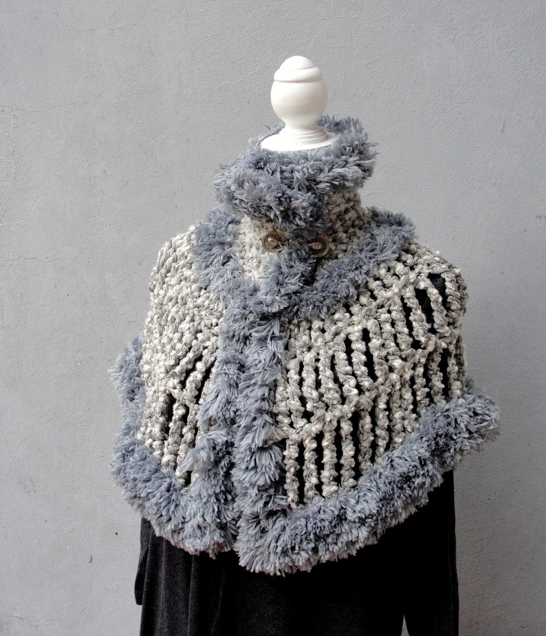 Outlander Capelet, Fluffy Cowl, Letitia Mackenzie, Outlander Scarf Warm ...