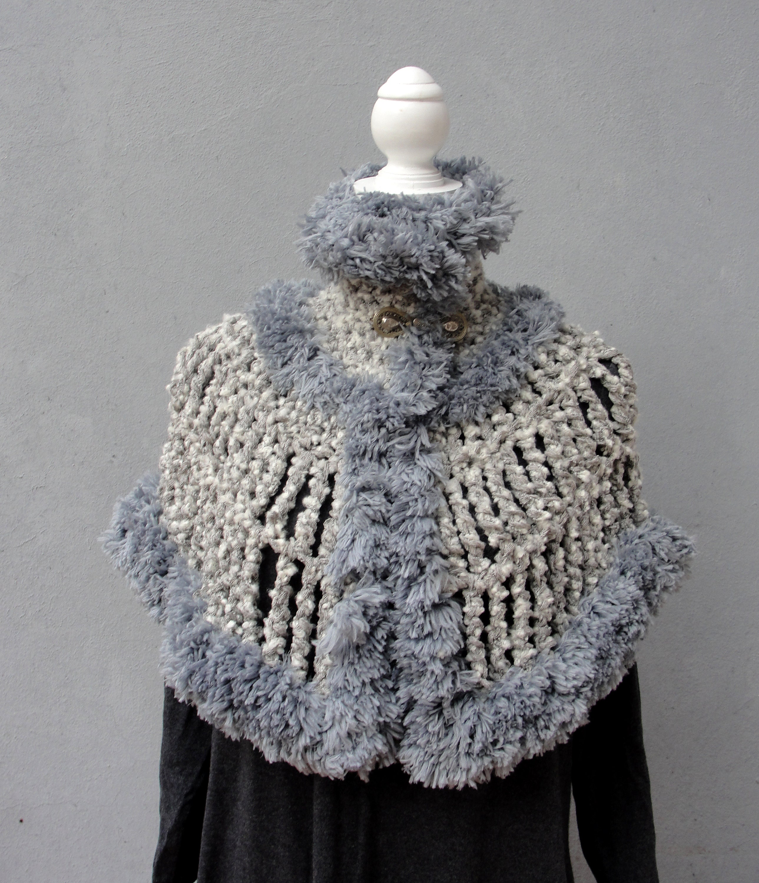 Outlander Capelet, Fluffy Cowl, Letitia Mackenzie, Outlander Scarf Warm ...