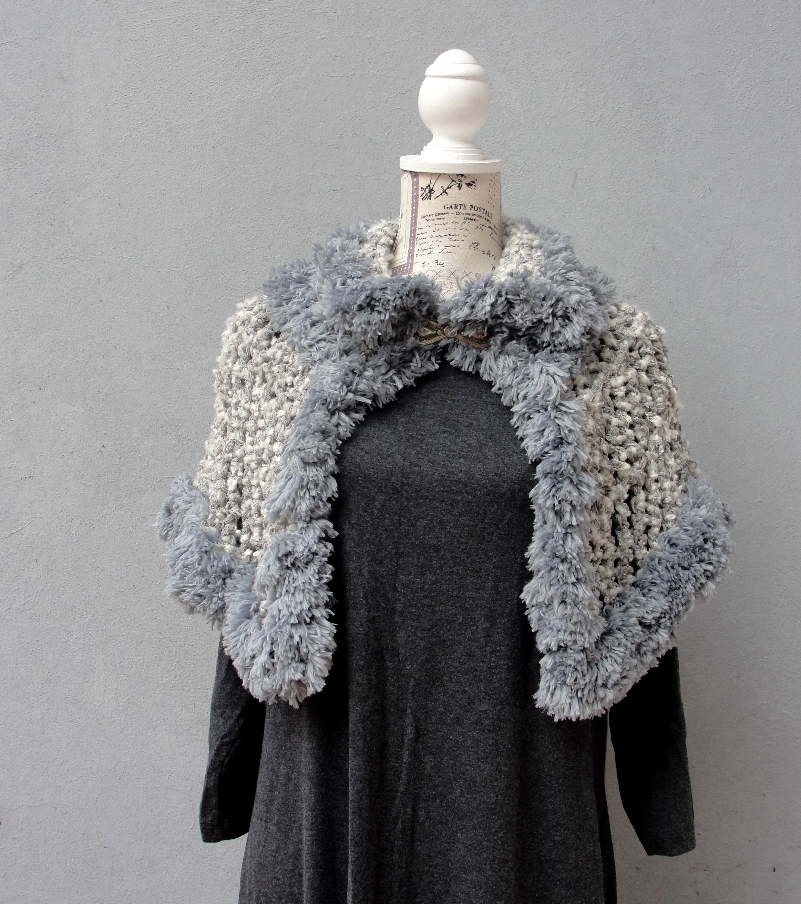 Outlander Capelet, Fluffy Cowl, Letitia Mackenzie, Outlander Scarf Warm ...