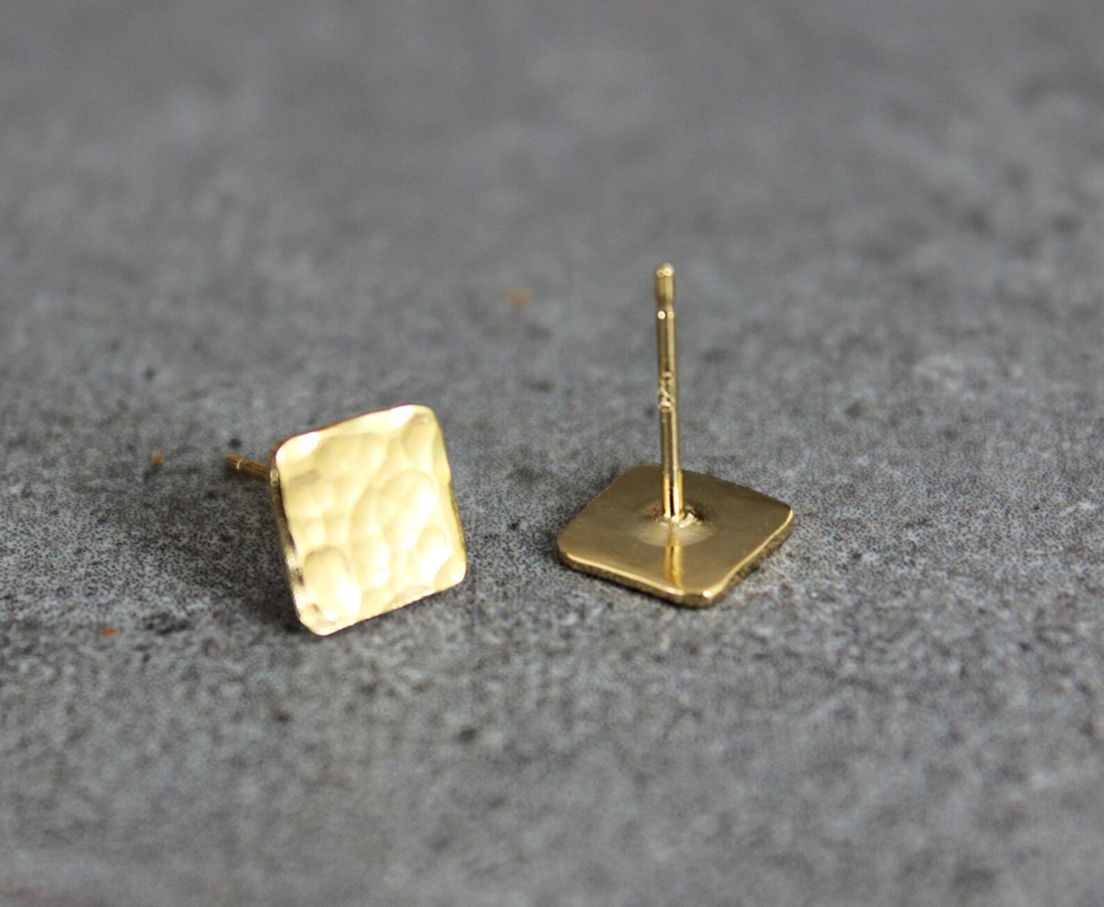Gold Square Earrings Small Gold Stud Earrings Gold Hammered - Etsy
