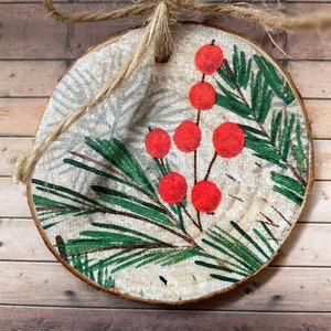 Berry Wood Slice Decoration. Rustic Wooden Hanging . Pine Leaves ...