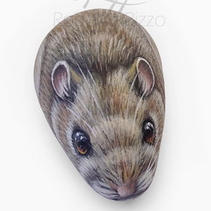Incredibly Realistic Hand Painted Rock Mouse | Stone Art Painted Rocks ...