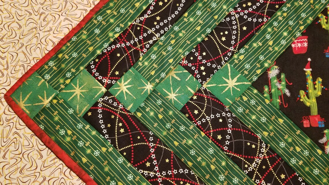 Quilted French Braid Table Runner with Christmas Cactus Print | Etsy