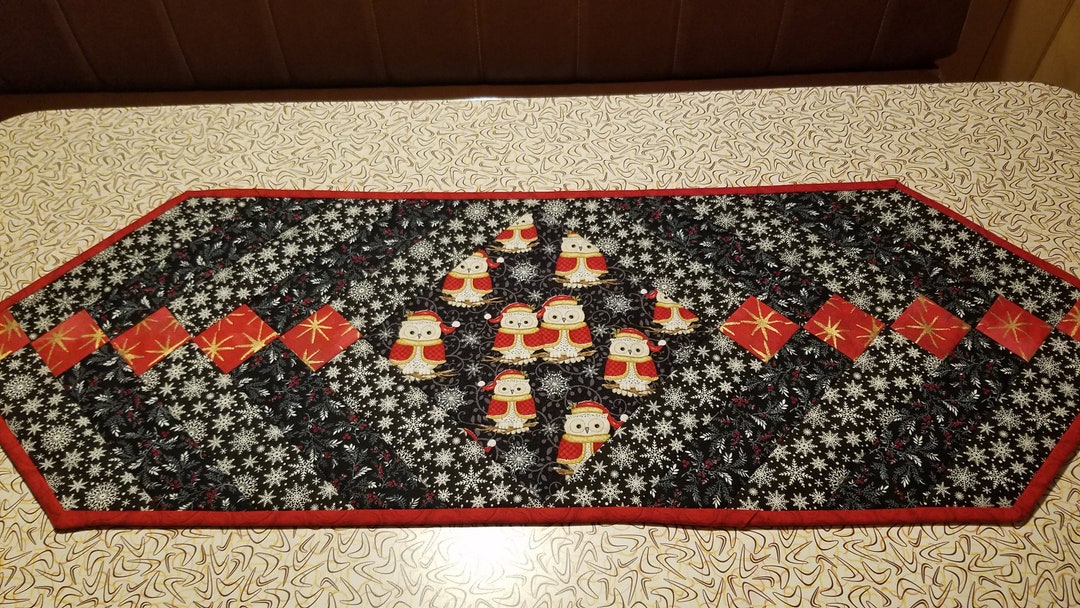 Quilted French Braid Table Runner With Christmas Owls Themed Print - Etsy