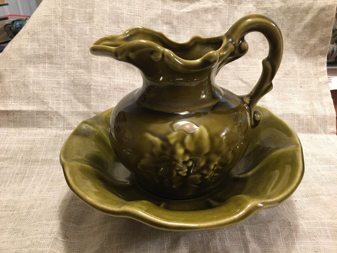 Mccoy Pottery Mccoy Green Pitcher and Wash Bowl Basin Set - Etsy