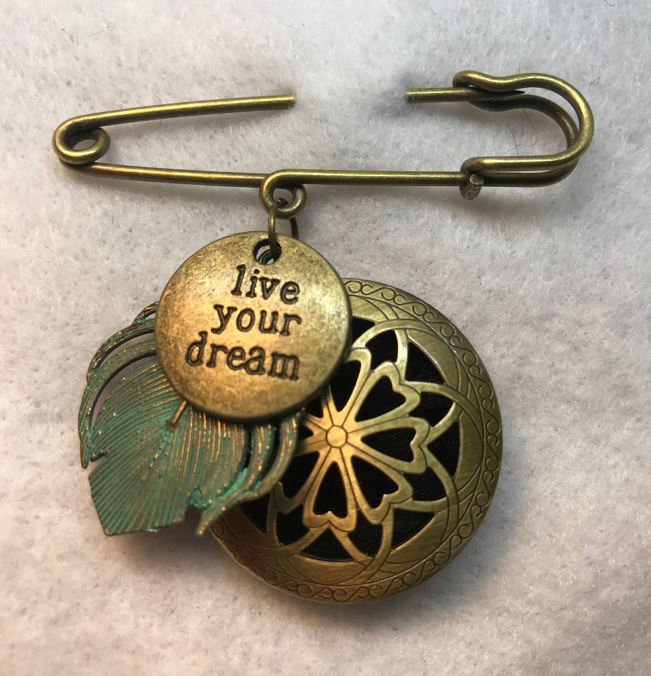 Essential Oil Brooch Pin Diffuser Live Your Dream Perfume - Etsy