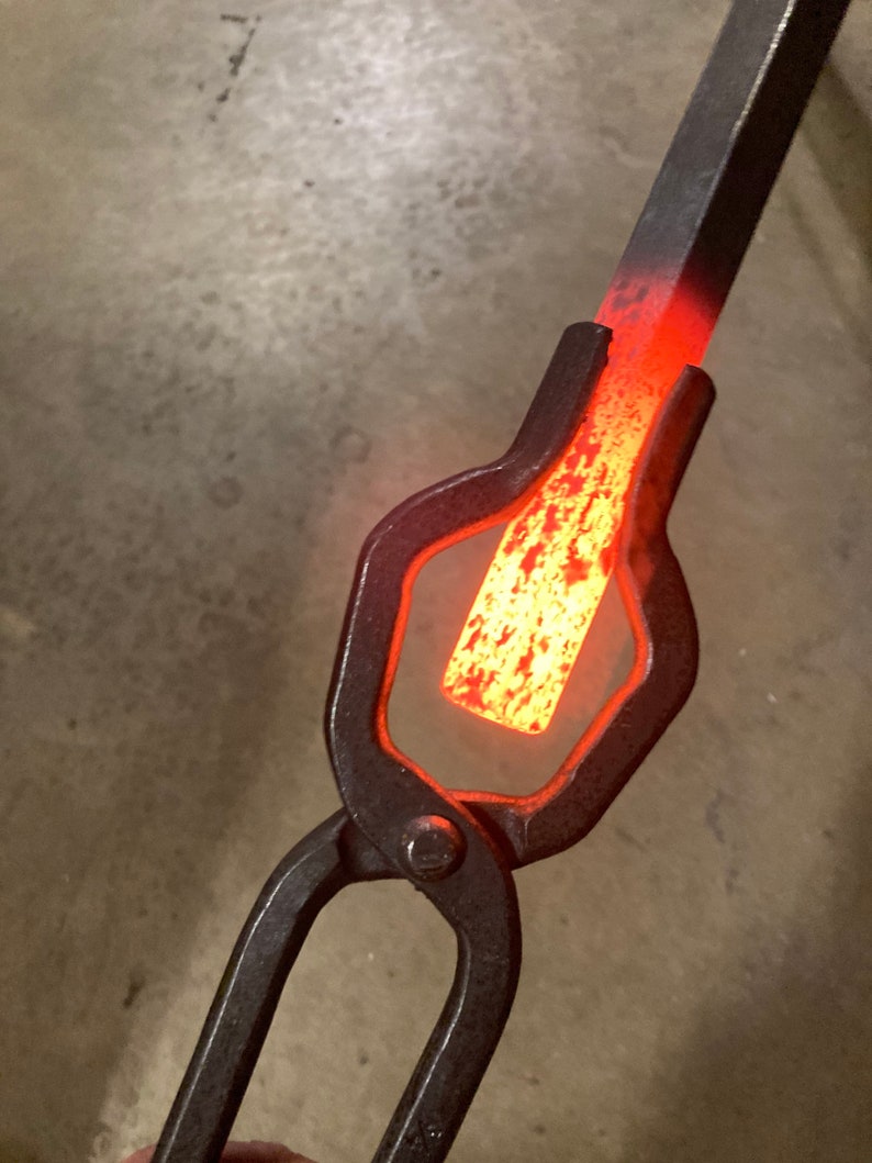 Blacksmith 3/4 V Bolt Tongs - Etsy