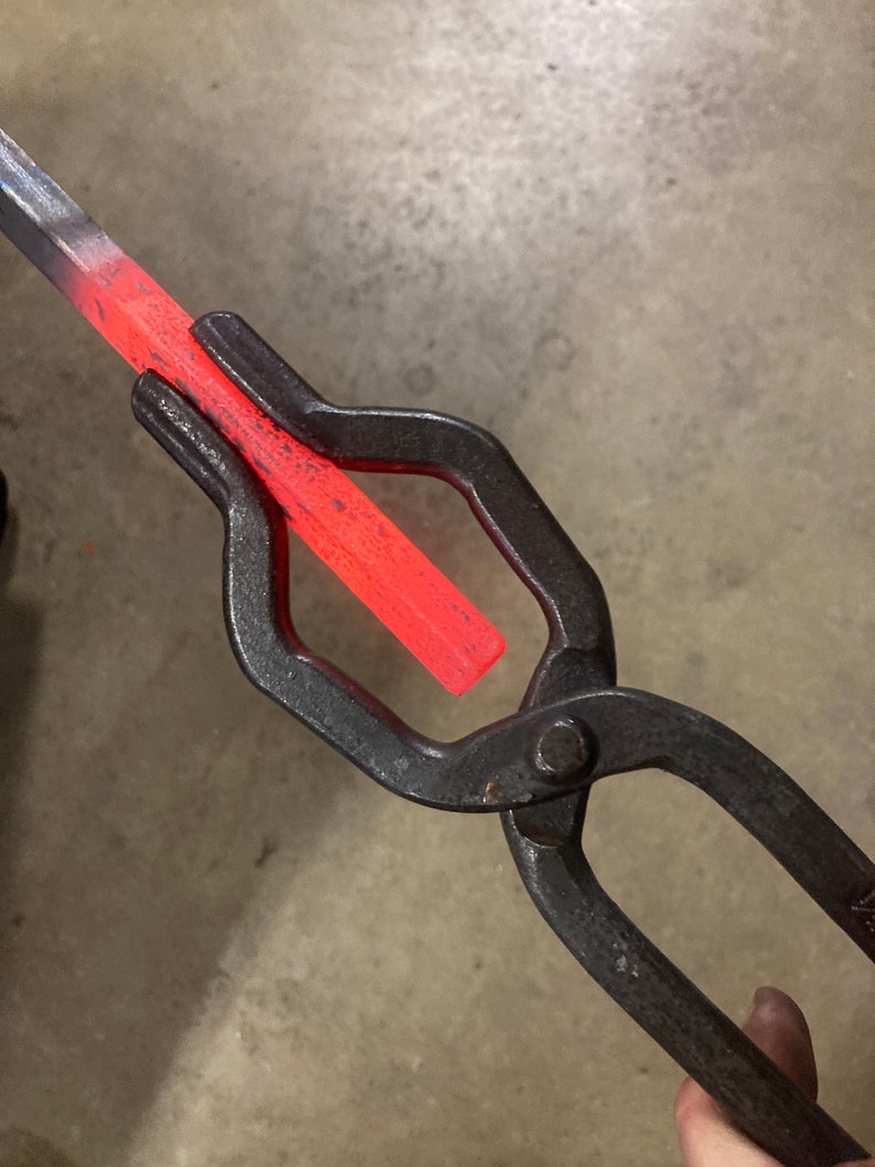 Blacksmith 1/2 V Bolt Tongs - Etsy
