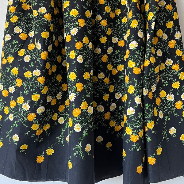 Border Print Fabric - Etsy