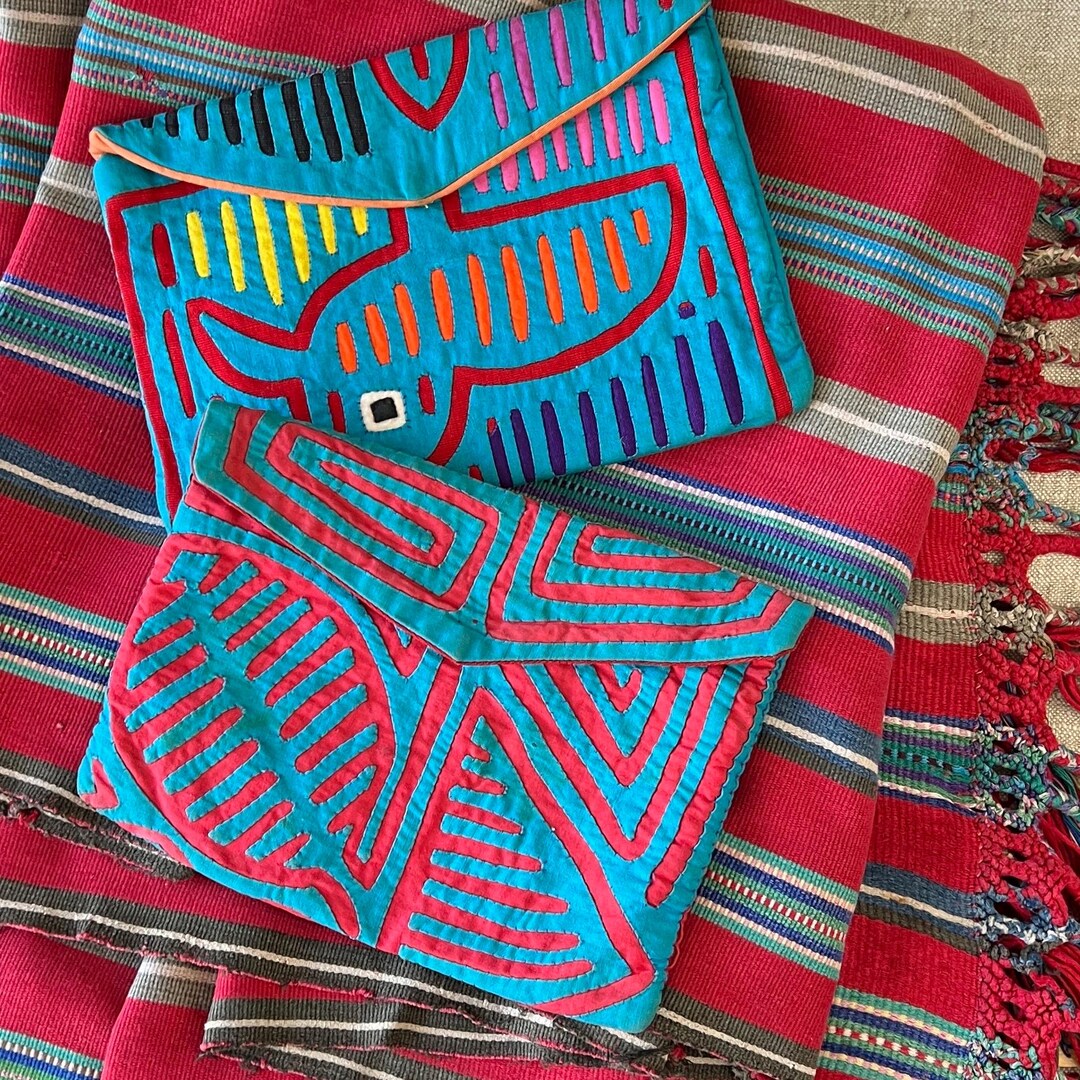 1960s Vintage Kuna Mola Textile, Hand Embroidered Pouch With Reverse ...