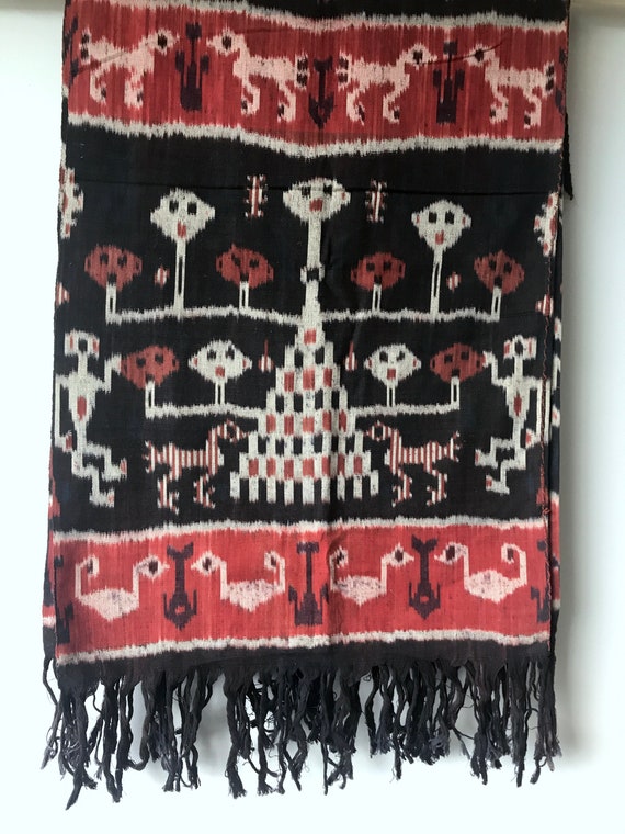Indonesian East Sumba Textile Handwoven Animals Hinggi Ikat | Etsy