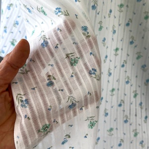 1970s Dimity Fabric, 2 Yards Semi-sheer Sweet Floral Fabric With Open ...