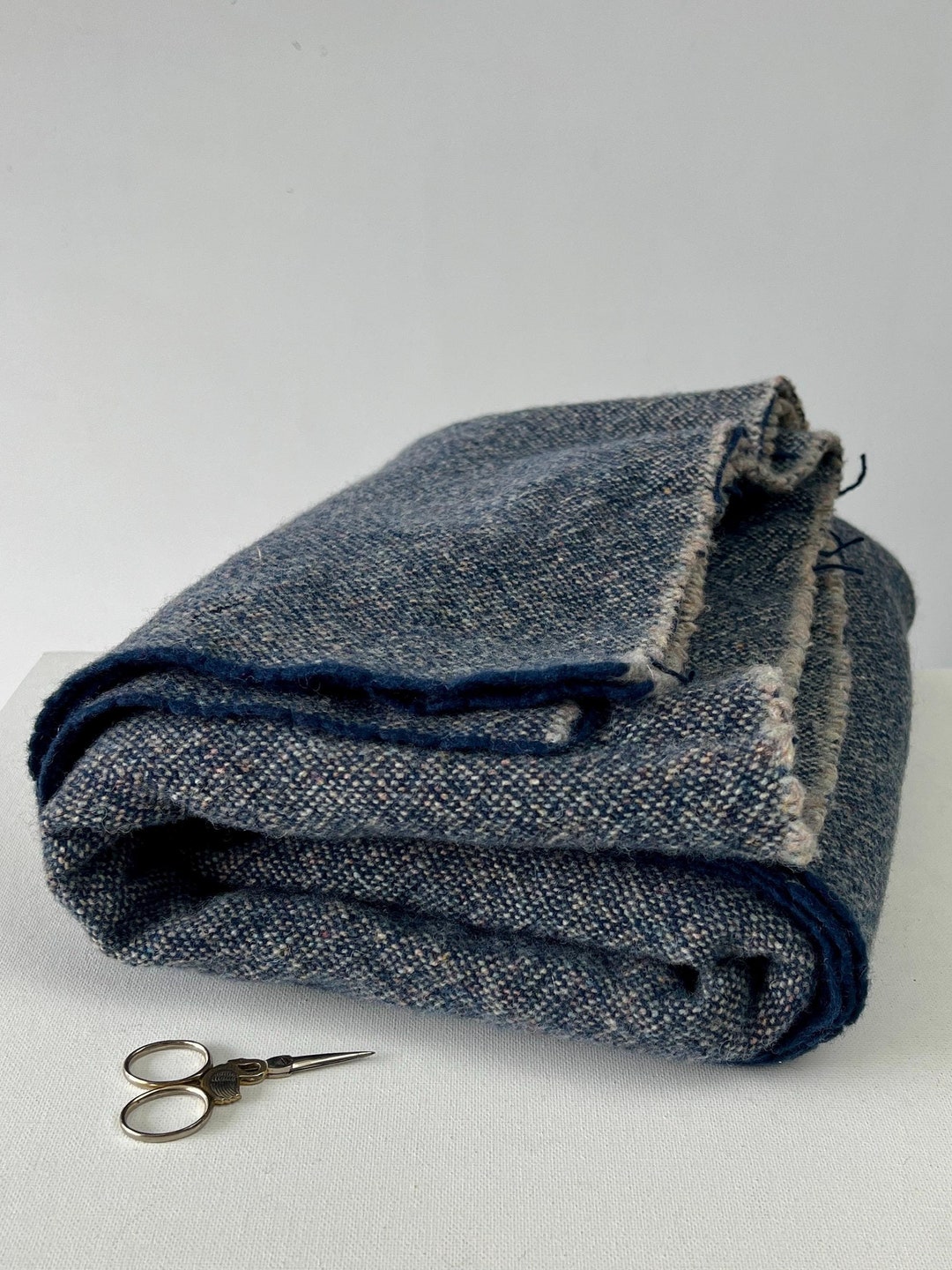 Navy Blue Pure Wool Tweed Fabric Washed Semi Felted for Rug Making and ...