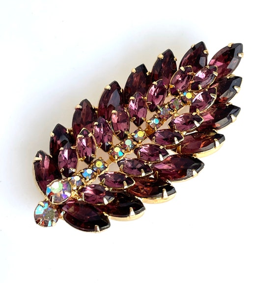 vintage layered leaf - Gem