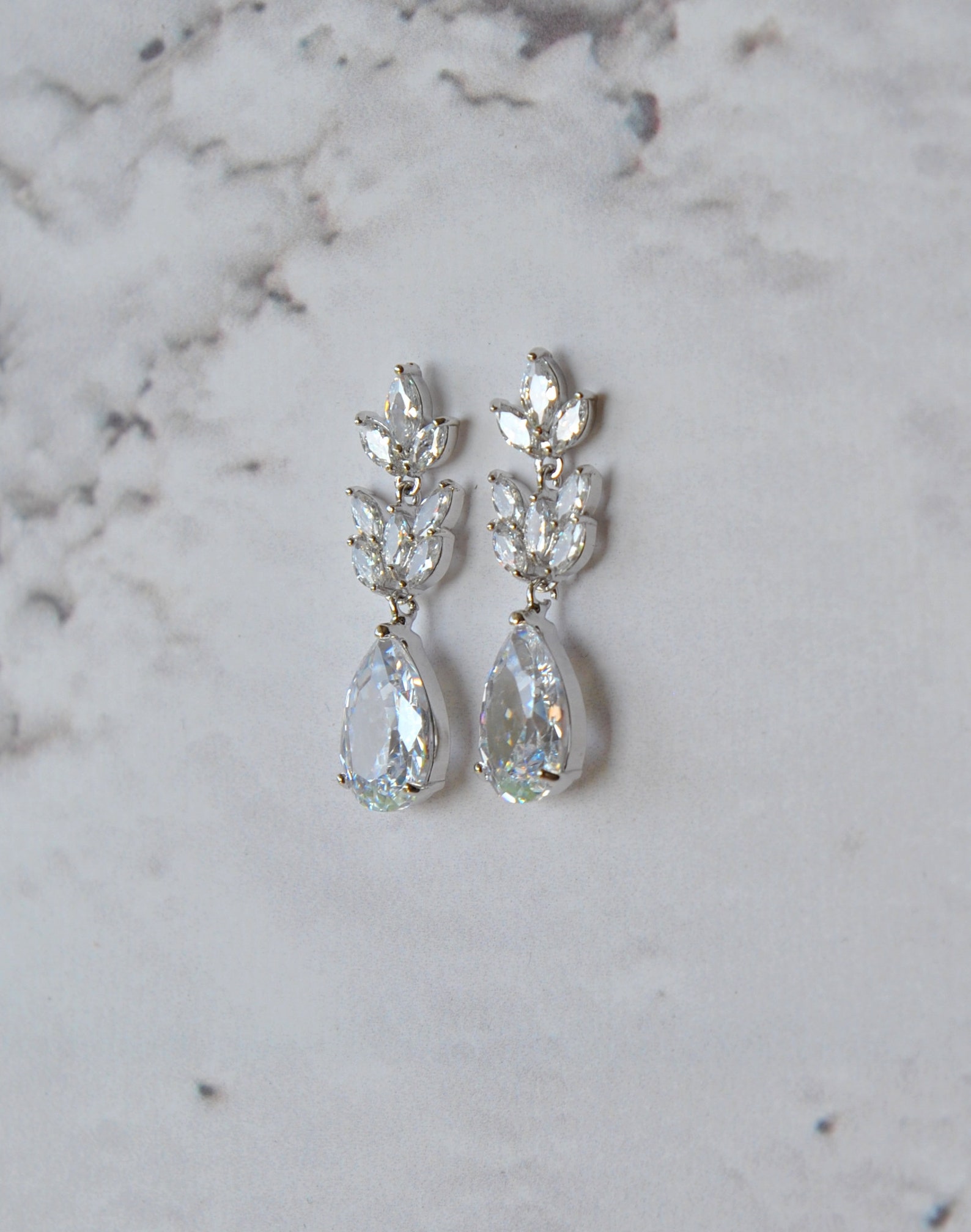 VICKY Crystal Bridal Earrings Wedding Earrings Wedding | Etsy