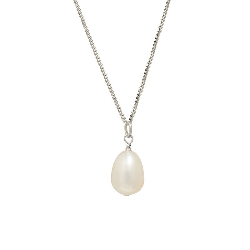 Single Pearl Pendant - Etsy