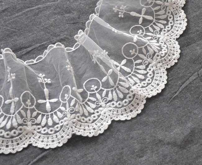 5" Ivory White Christian Crosses Embroidered Lace off White Lace Trim ...