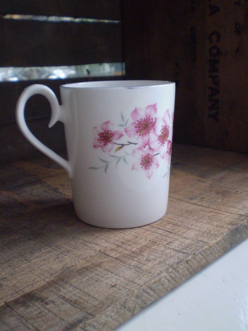 Royal Albert Countess Bone China Tea Cup - Etsy