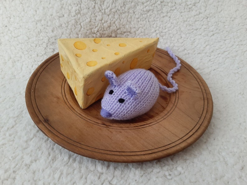 Hand-knitted Pastel Mouse - Etsy