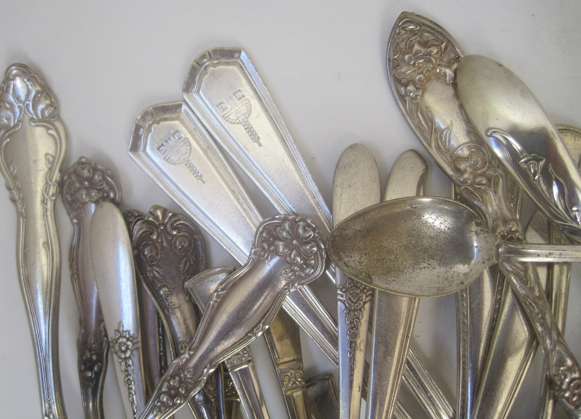 Scrap Mismatched Silver Plate Spoons & Forks for Craft Projects, 1.5 Lb ...