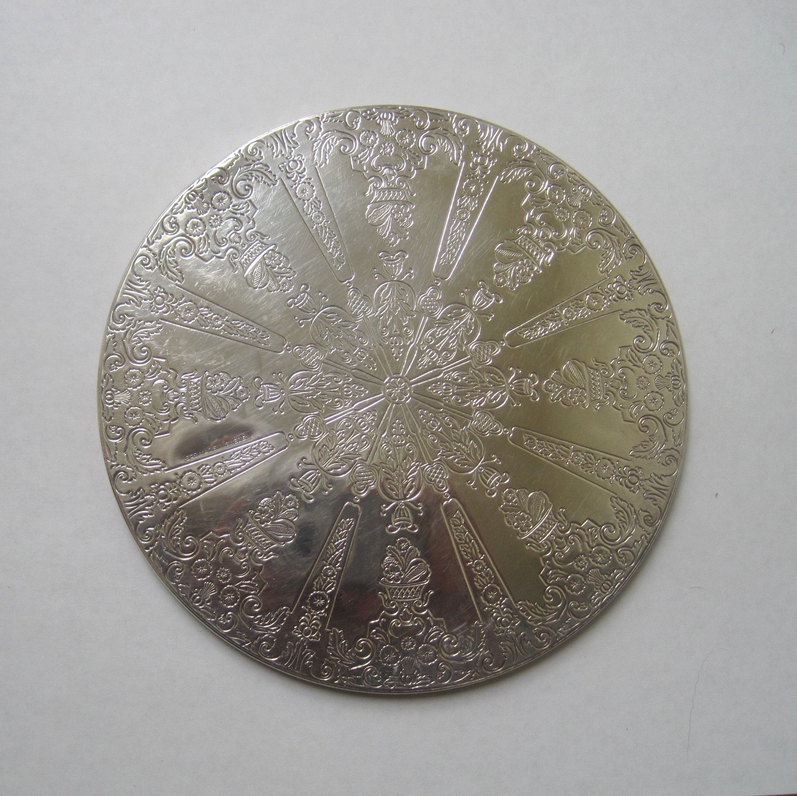 Silverplate Hot Pad/trivet W/ Etched Filigree Design, 5.875 Round ...