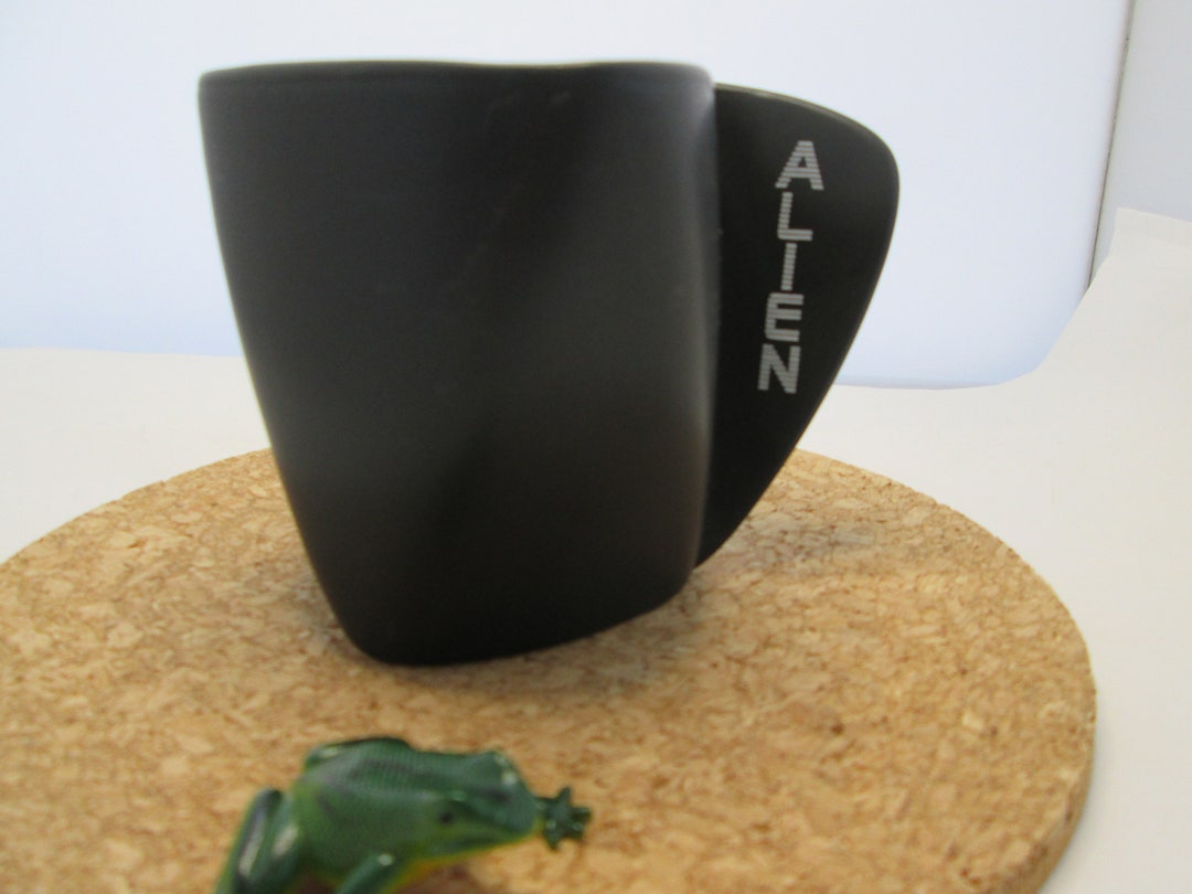 Vintage Weird Angular Black ALIEN Mug - Etsy