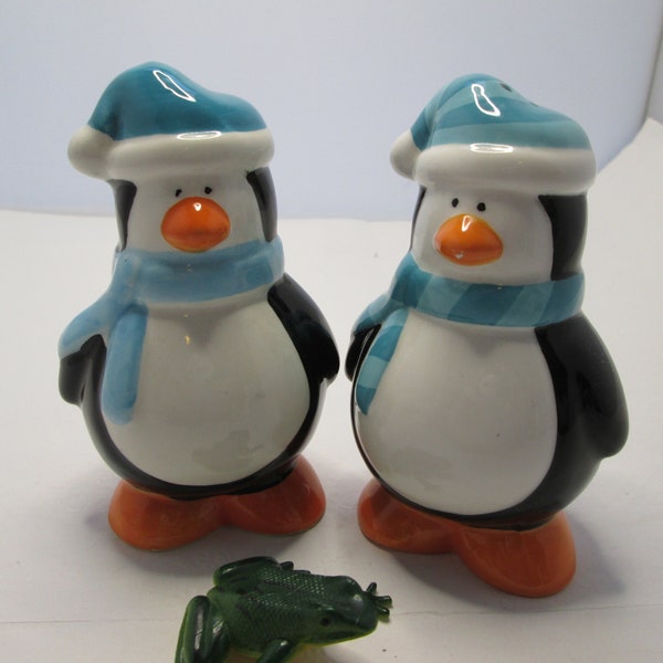 Penguin Salt and Pepper Shakers - Etsy