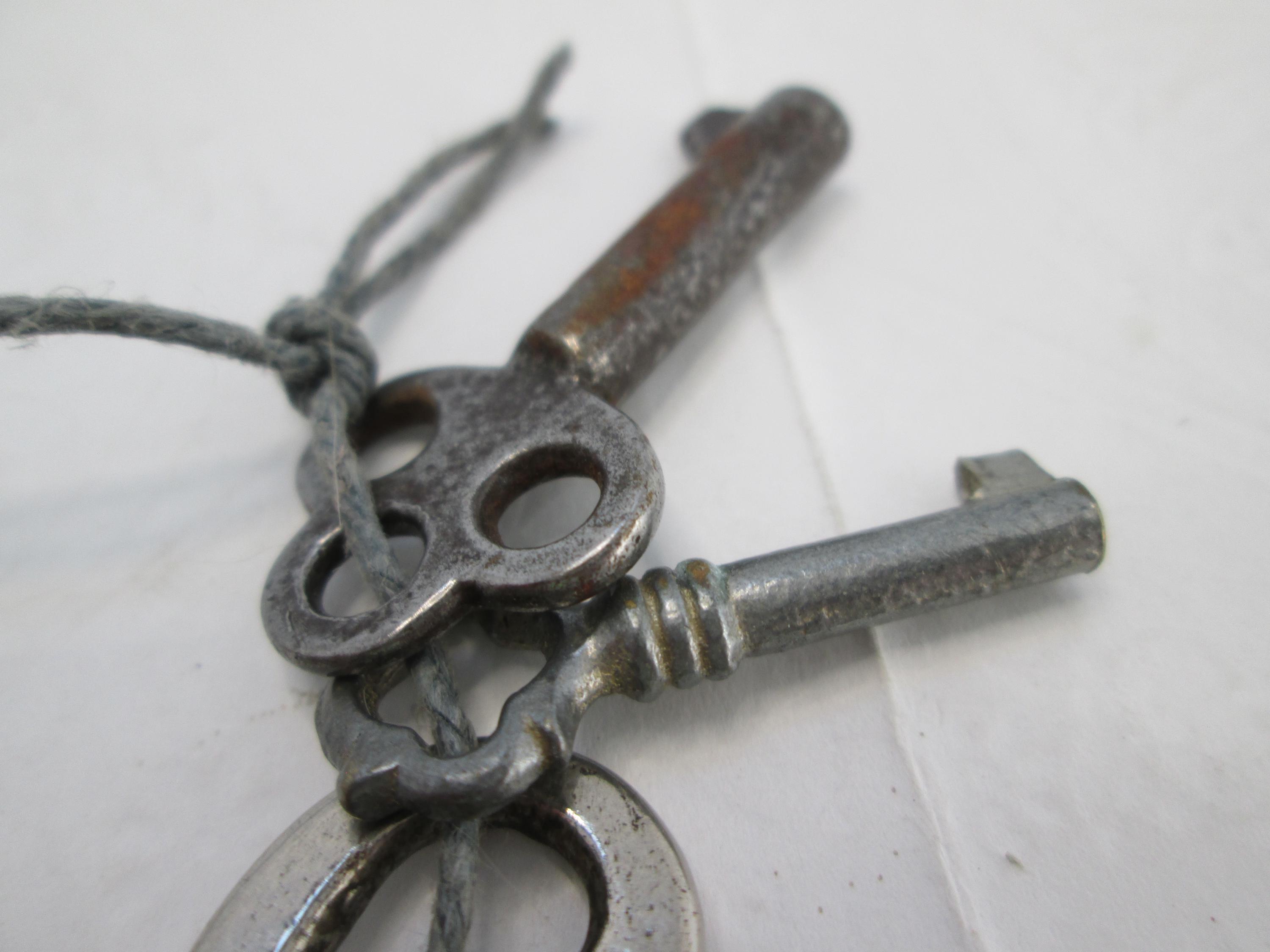 Antique Vintage Lot of 9 Small Metal Mostly Skeleton Keys - Etsy