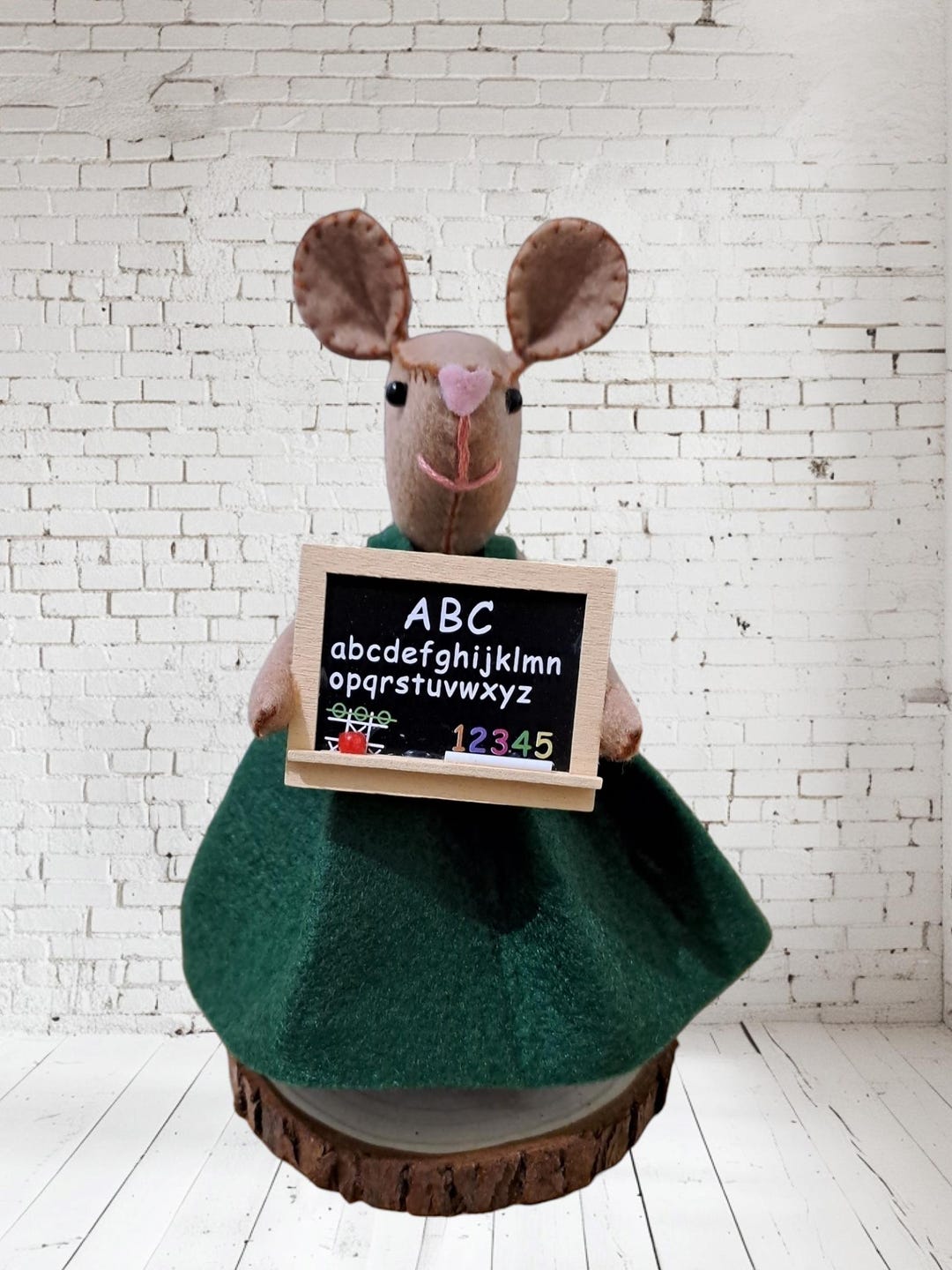 Handmade Matilda the Mouse Preschool Teacher Decoration Handsewn Felt ...